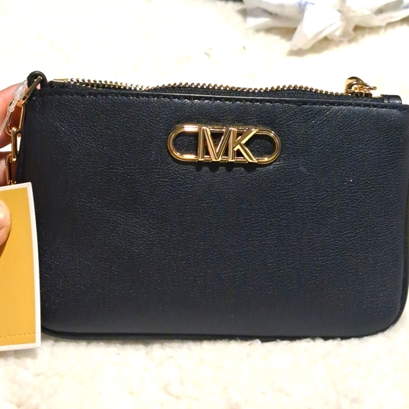 Michael Kors | Bags | 62 Michael Kors Sm Key Card Holder | Poshmark
